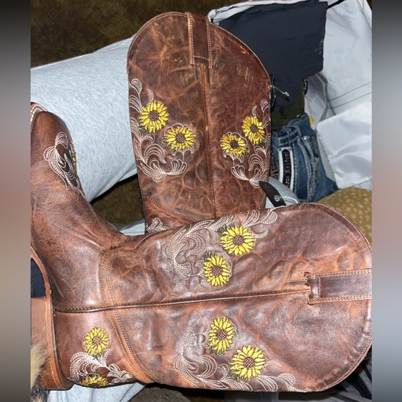 Shyanne | Shoes | Shyanne Sunflower Boots | Poshmark